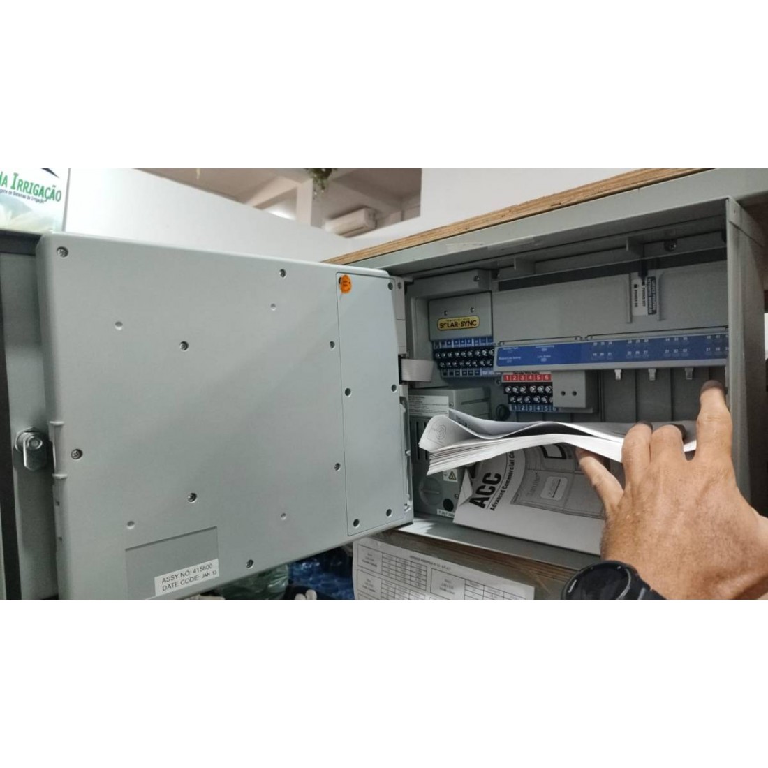 CONTROLADOR ACC 99D COM DECODIFICADOR CABINE METÁLICA HUNTER